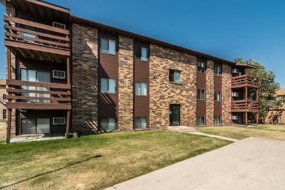 Library Lane | Apartments in Grand Forks, ND