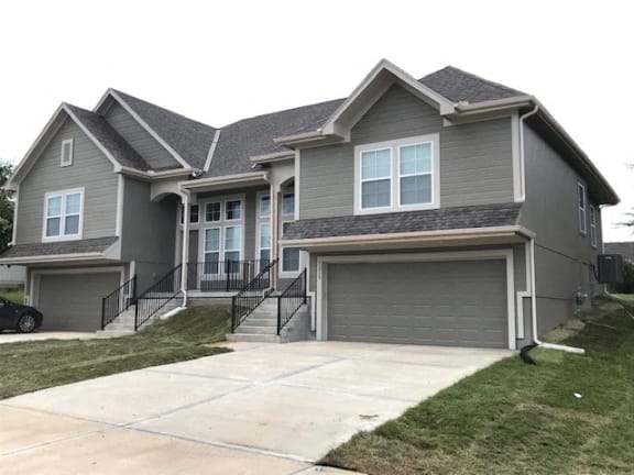 Floor Plans of Delaware Ridge in Kansas City, KS