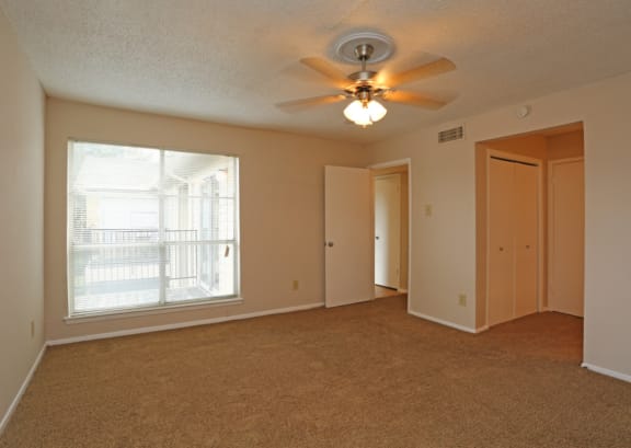 Pebblebrook Apartments | E1 | Available Units