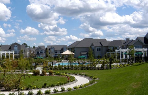 The Point at Pine Ridge | Apartment and Community Amenities