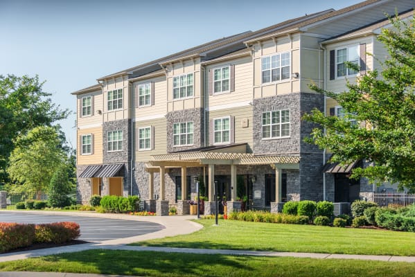 Steadfast Management Company | Apartments in Irvine, CA | RENTCafe