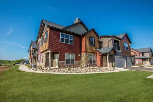 DTN East Lansing Apartments near MSU | Greater Lansing area apartments