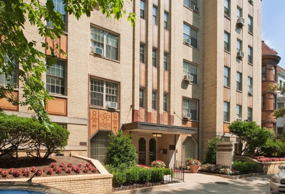Bernstein Management Corp. | Apartments in Bethesda, MD | RentCafe