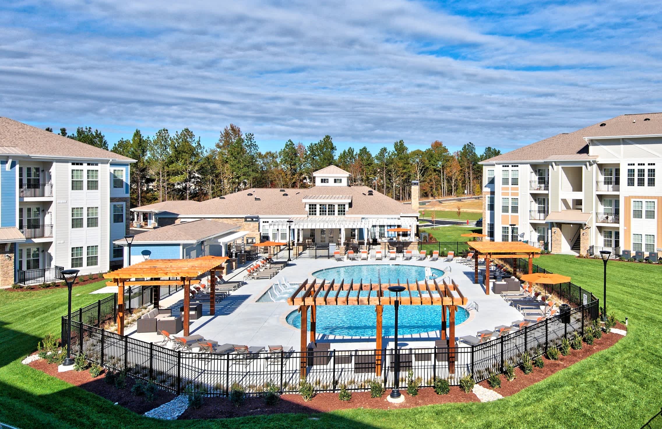 Explore Apartments in Knightdale, NC | Parkstone Knightdale