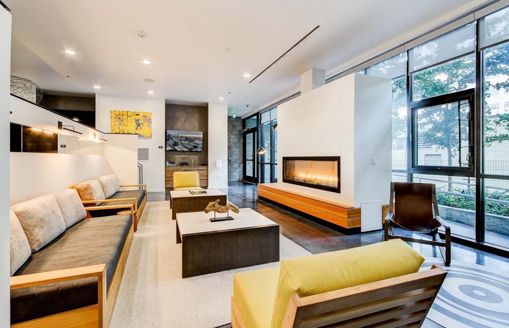8th & Republican | Apartments in Seattle, WA