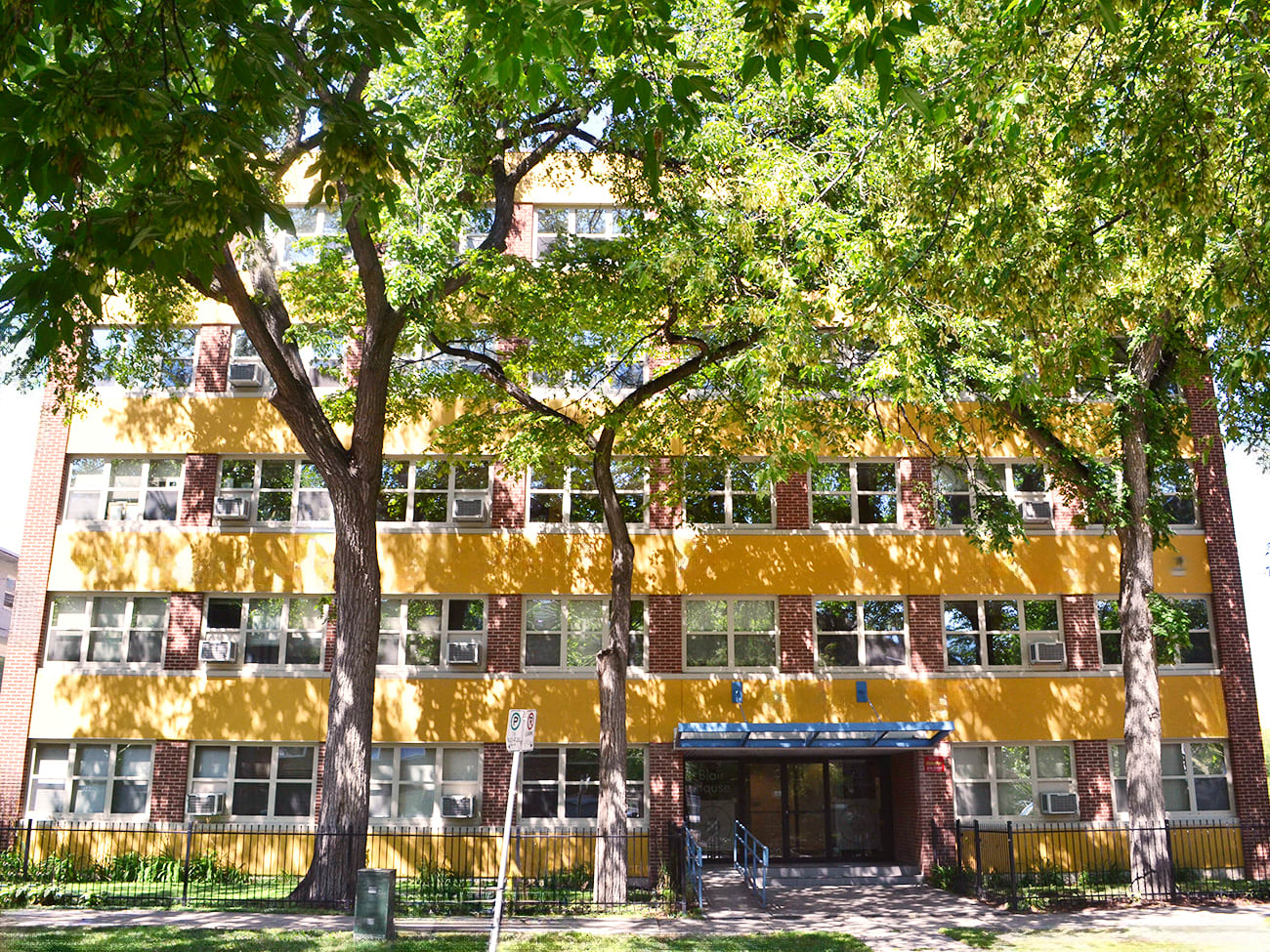 Blair House | 43 Roslyn Road | Apartments in Winnipeg, MB