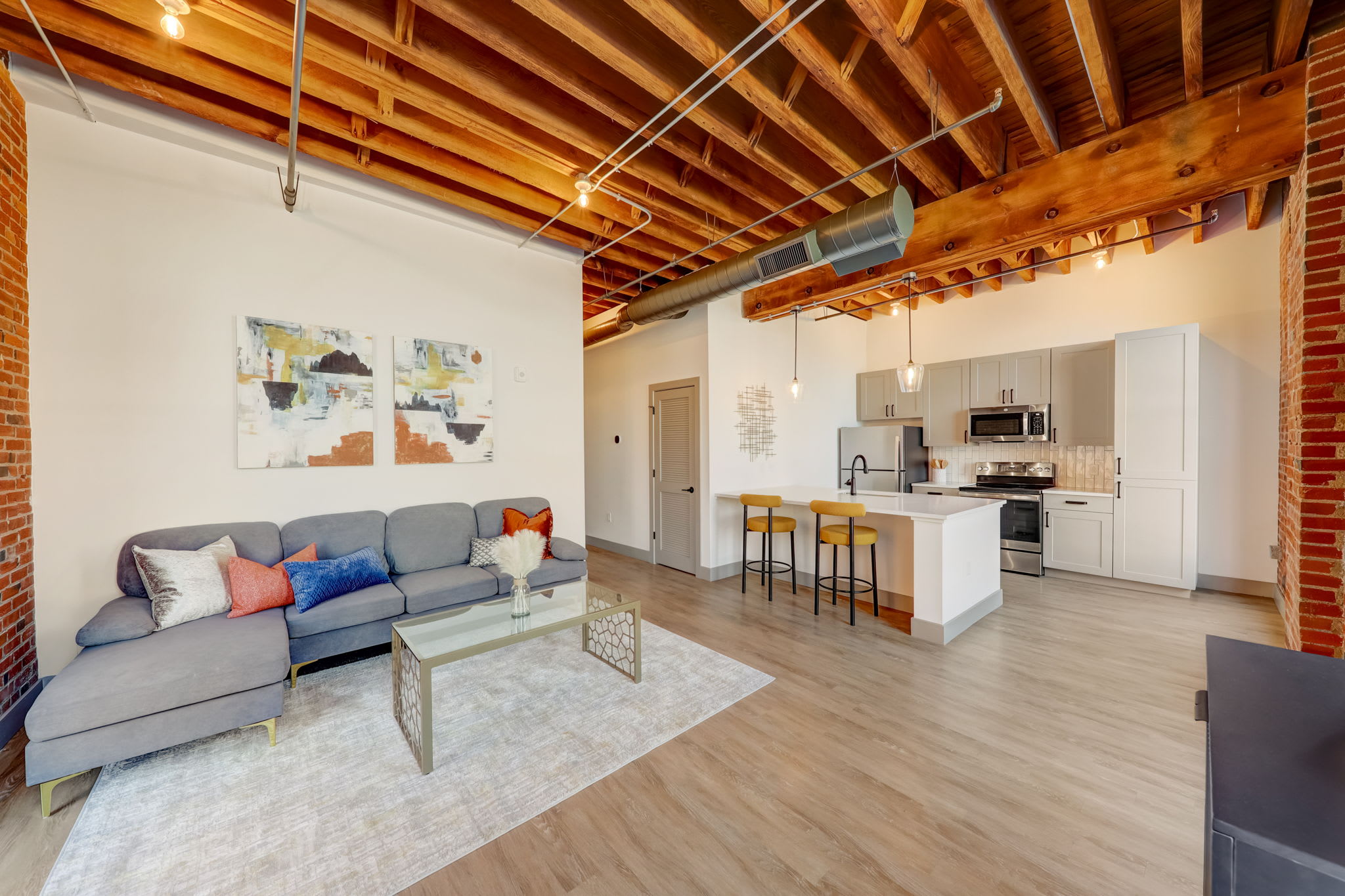 1 & 2-bed bed Apartments in Downtown St. Louis | Greeley Lofts