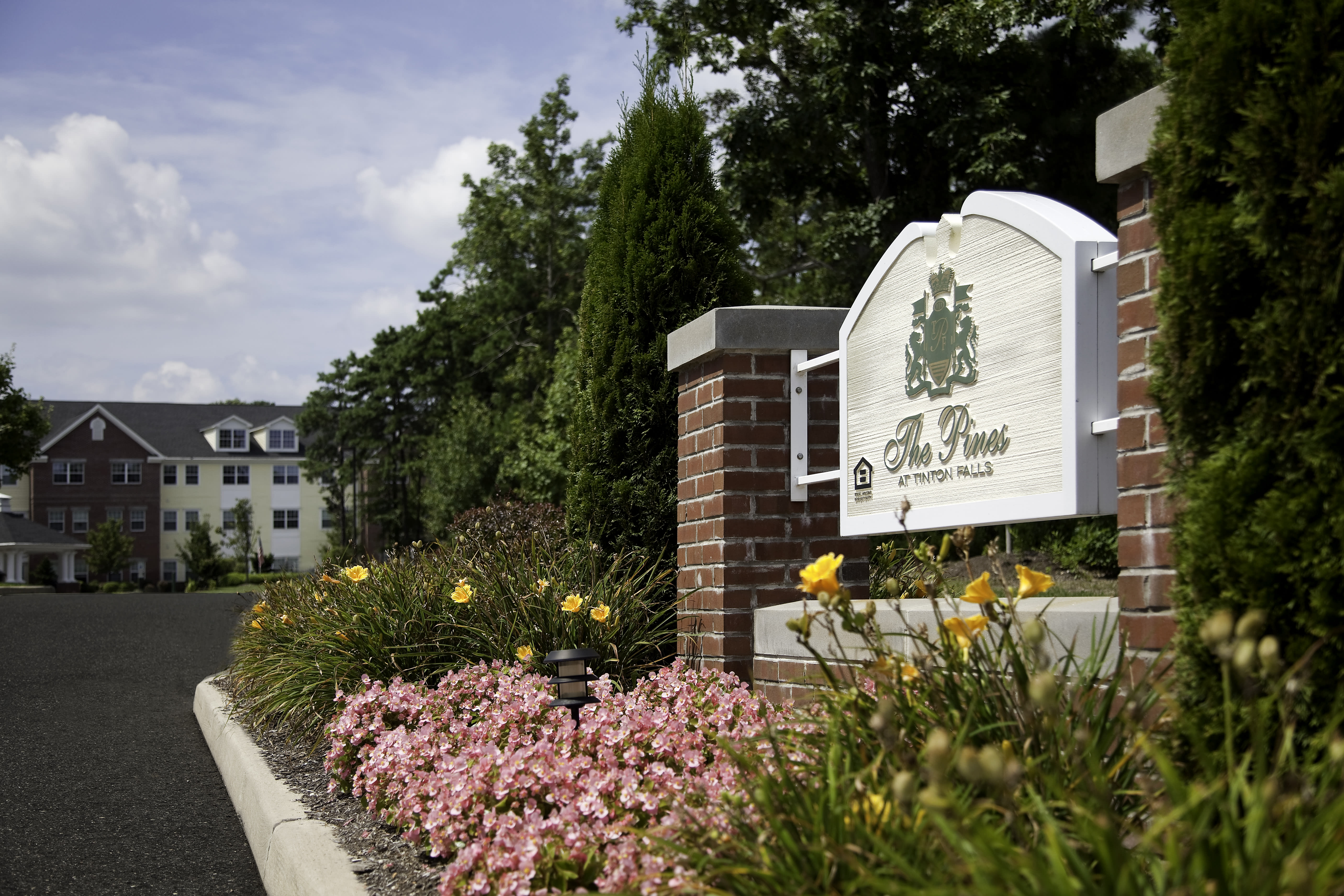 element tinton falls