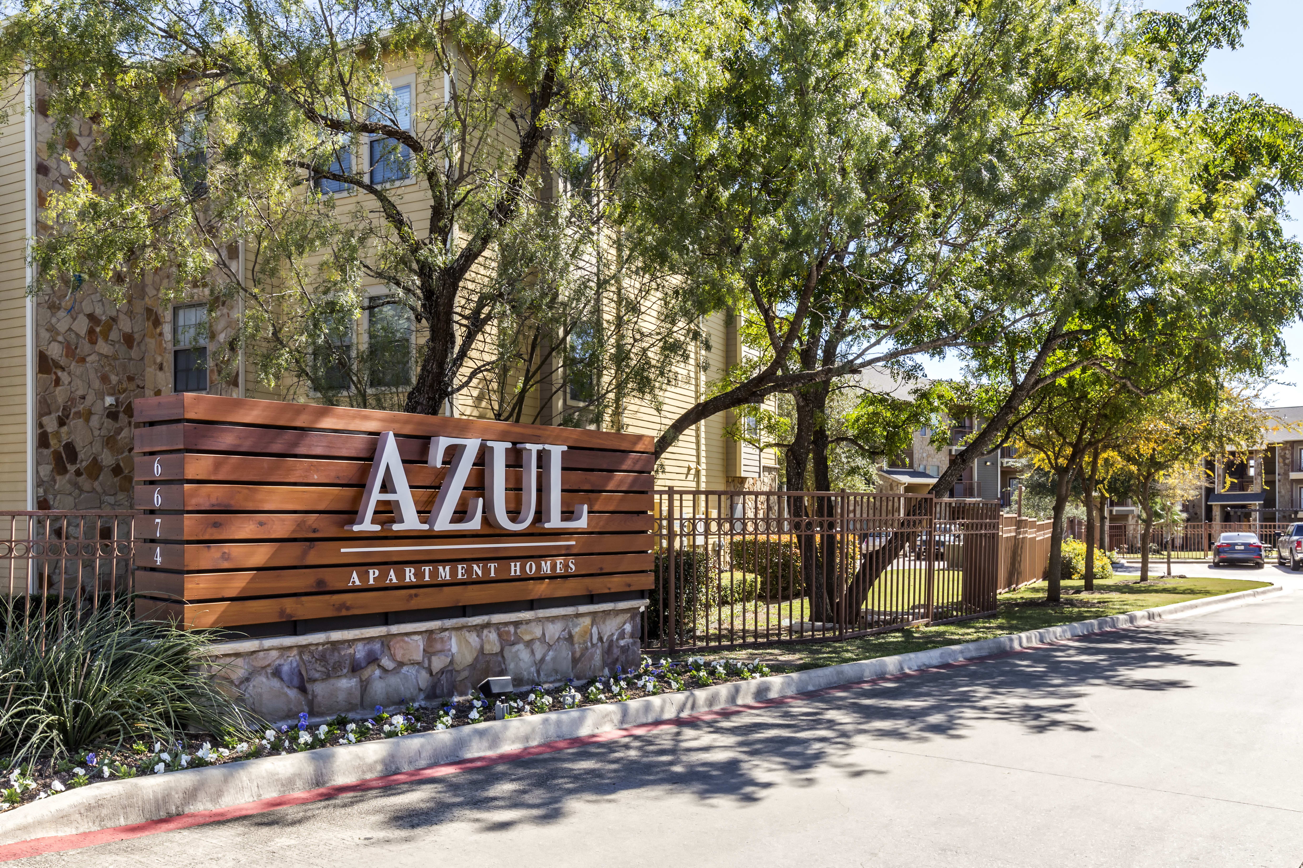 Azul Apartment Homes | San Antonio 1, 2 & 3 Bedroom Apartments