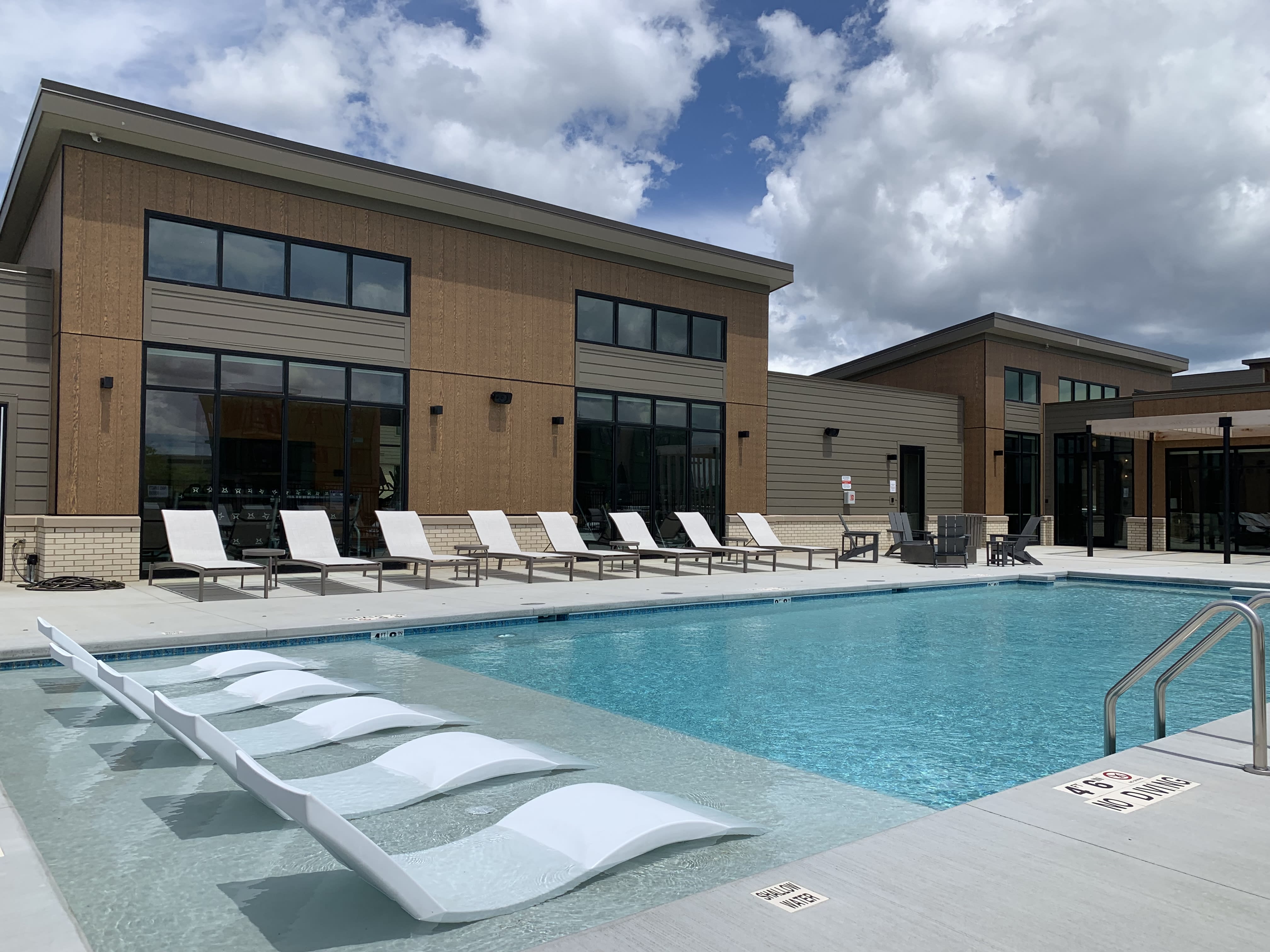 Statesman Apartments | Thatcher | Available Units