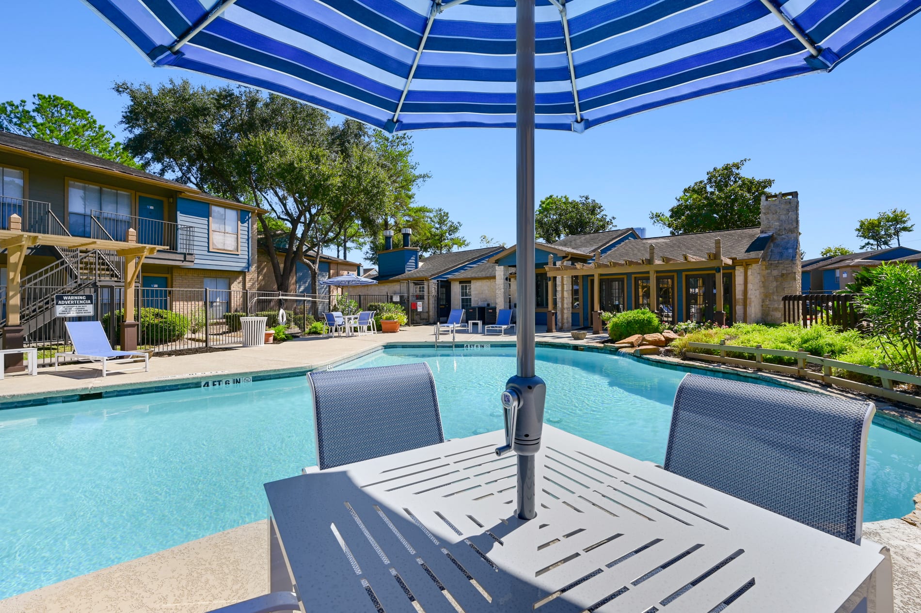 Willow Brook Crossing | Apartments in Houston, TX