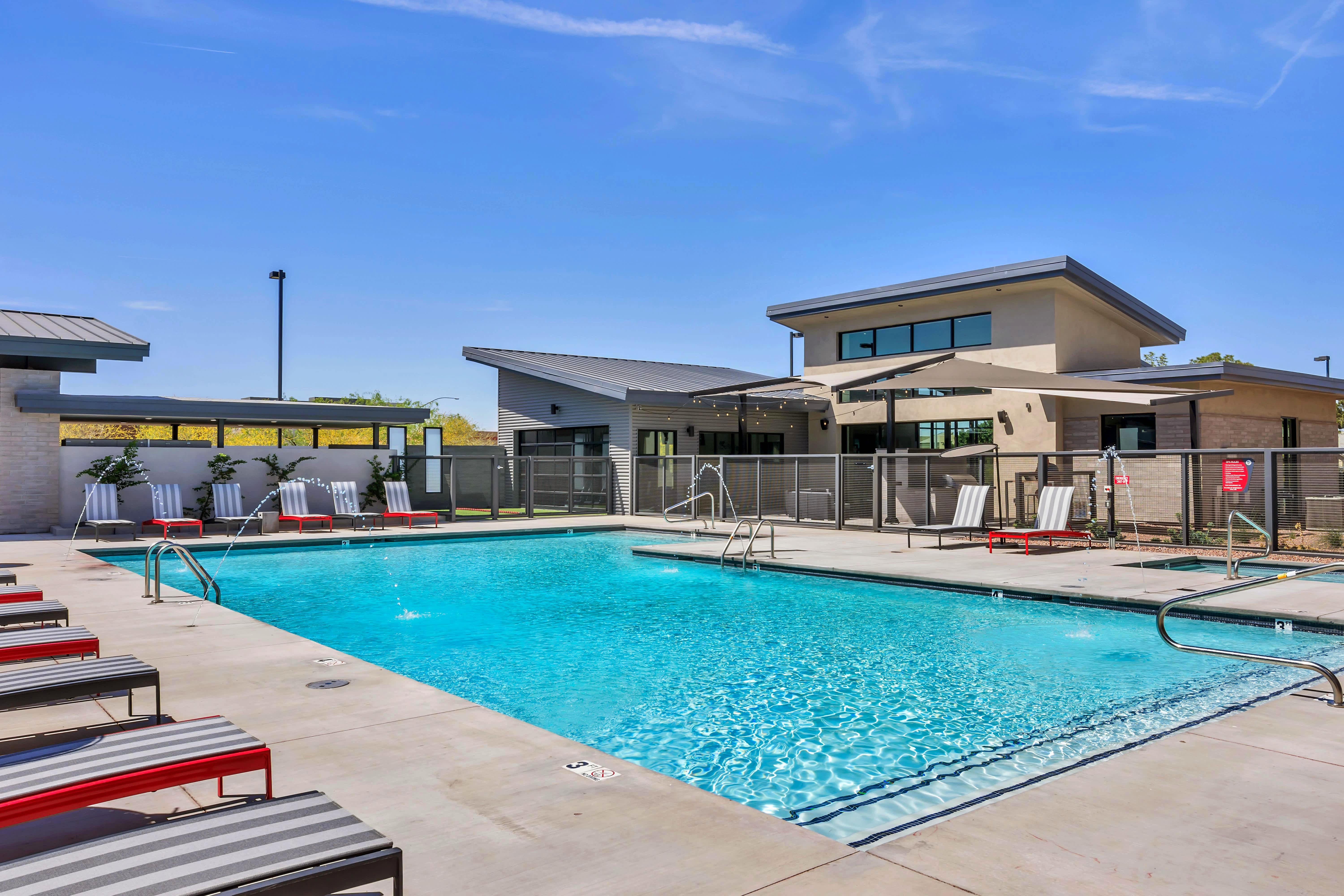 The Premiere at Dana Park | Custom Page