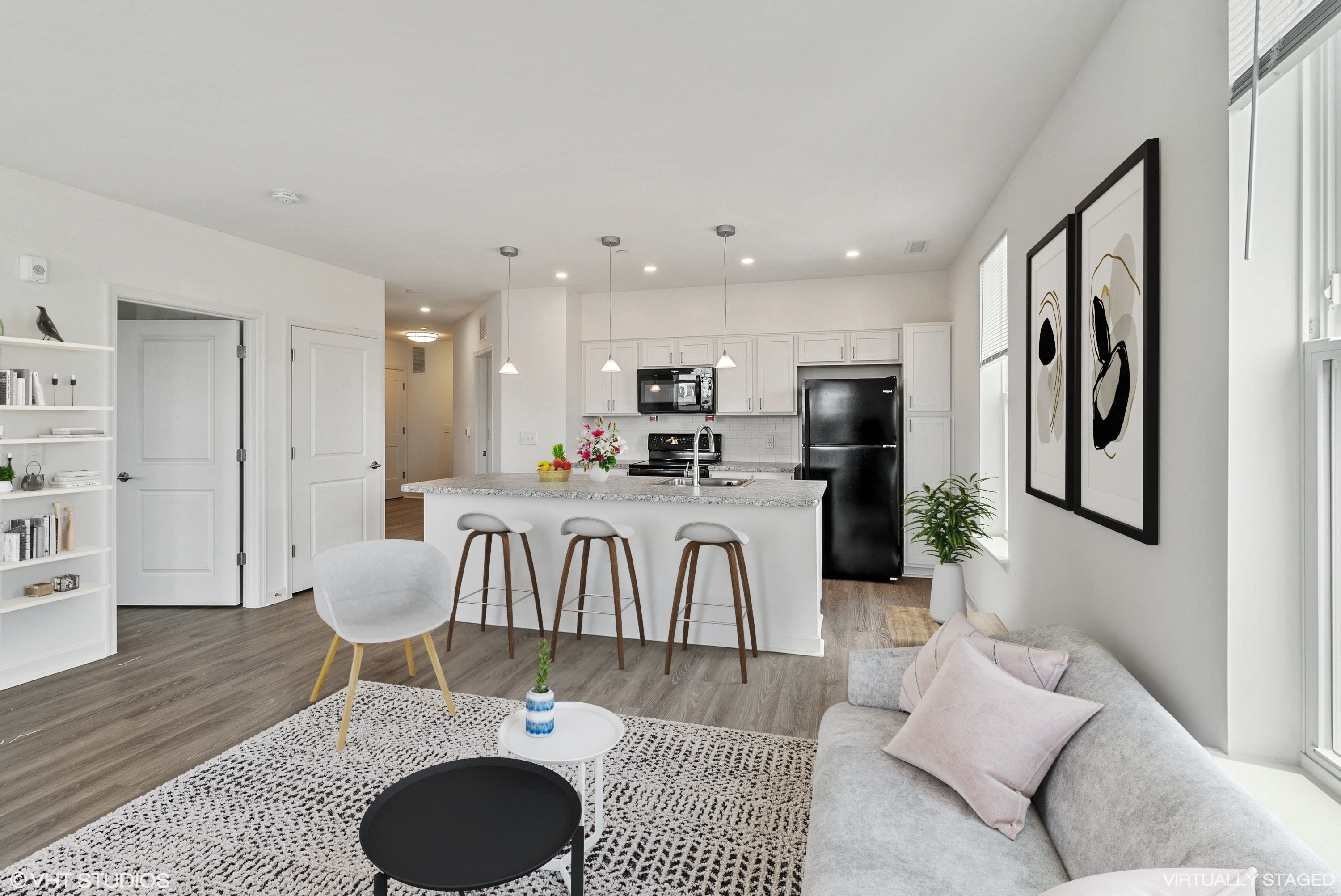 TRIO at Stanton Square Apartments | Apartment and Community Amenities