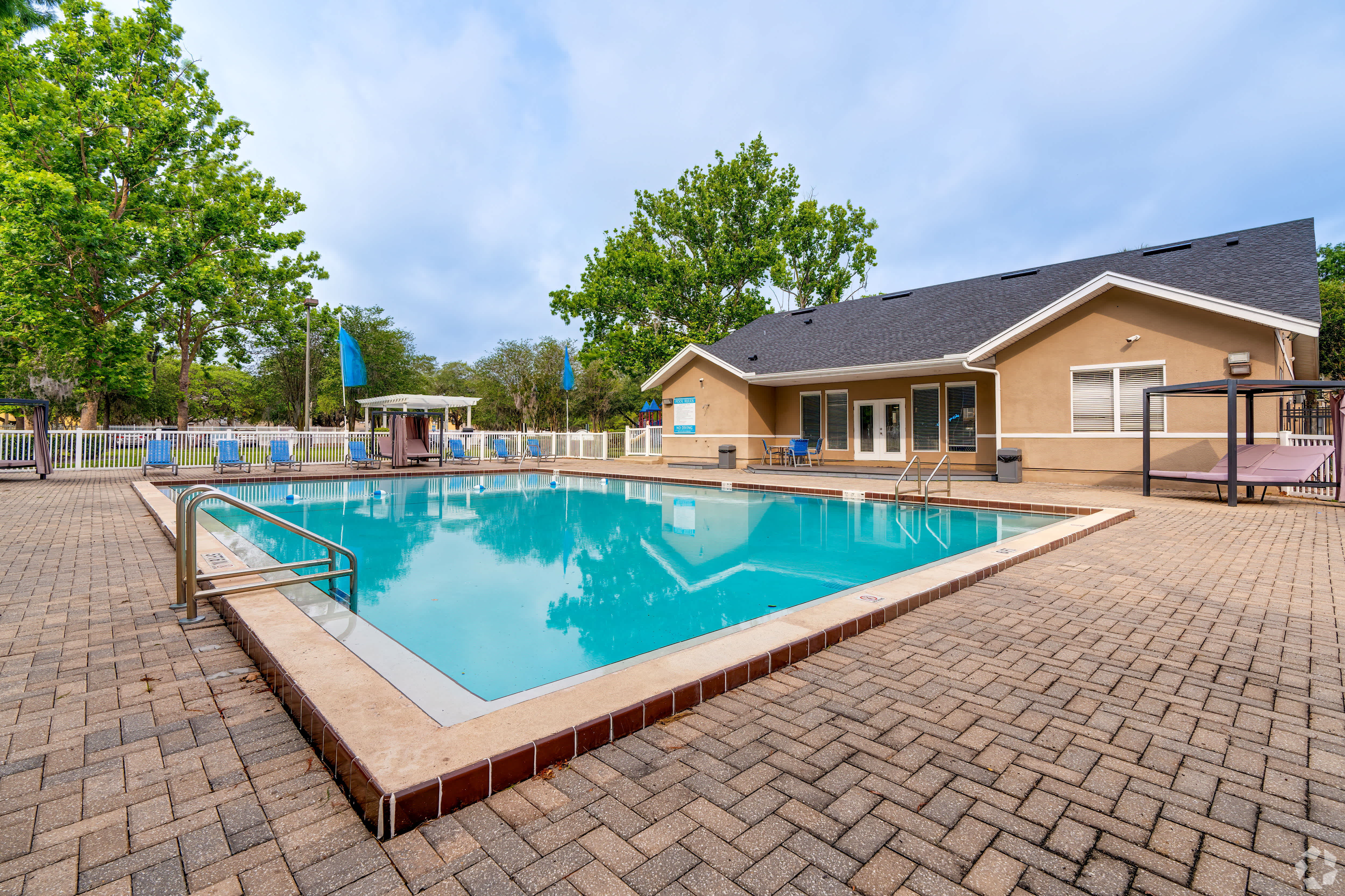 Apartments in Rosemont, Orlando, FL | Village Lakes | Home