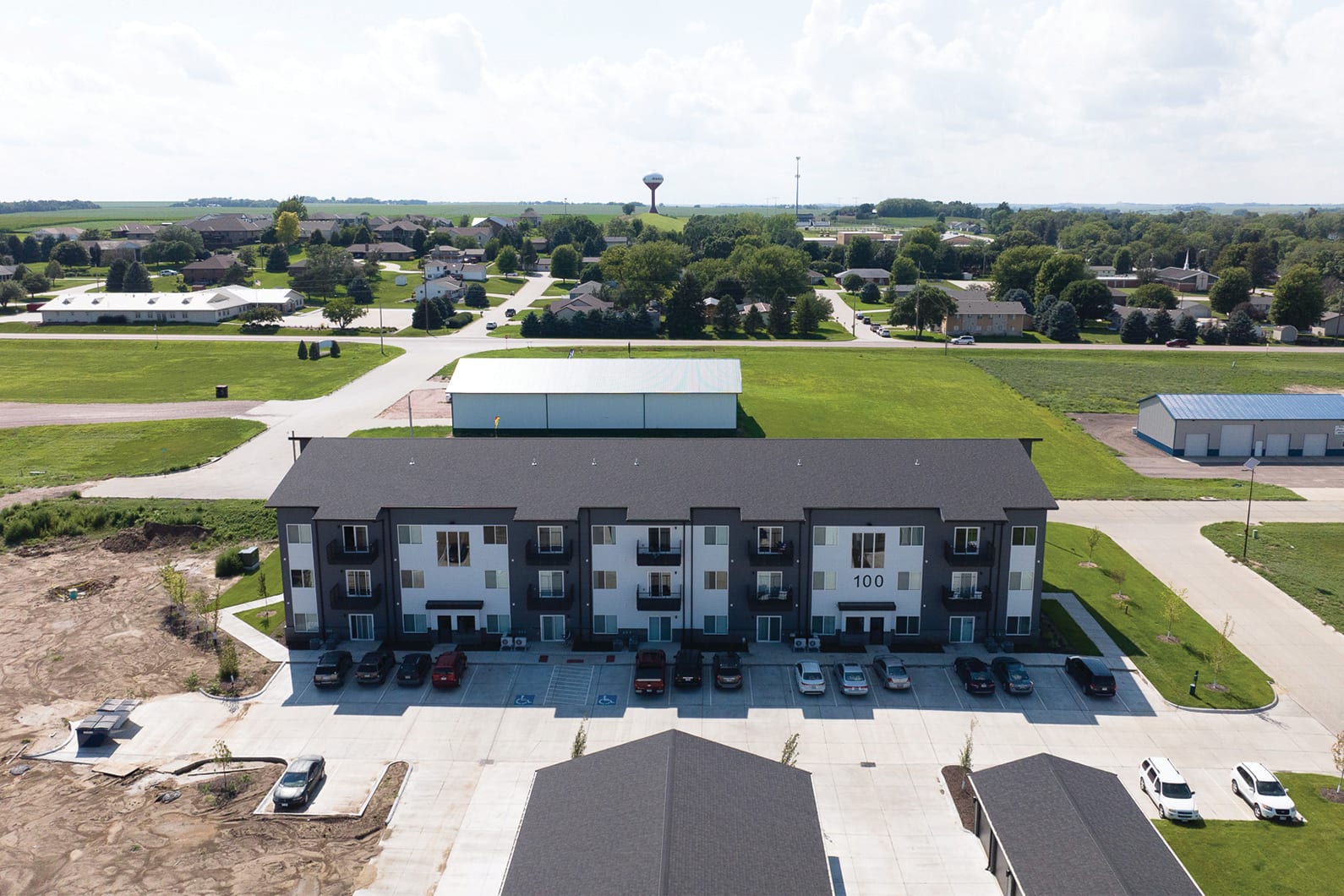 Floor Plans of Prairie Park Apartments in Wayne, NE