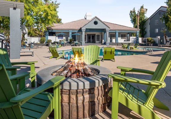 Welcome to Array South Mountain Apartments in Ahwatukee, AZ