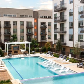 North Austin Apartments | AVE Austin North Lamar
