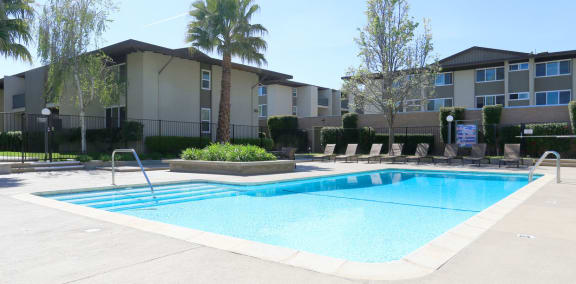 Crestview Apartments | Apartments in Belmont, CA