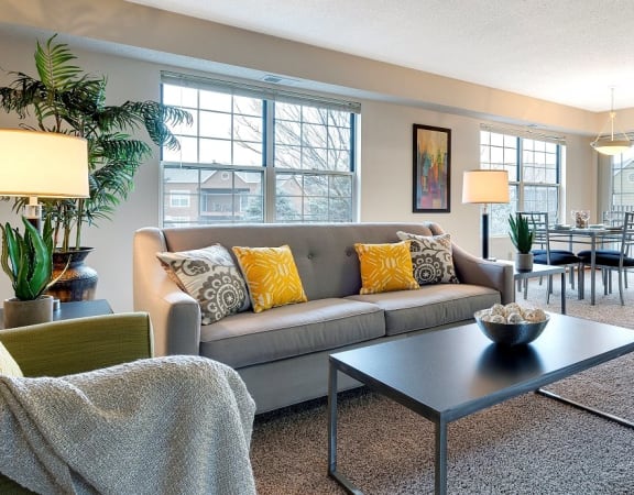 Mallard Ridge | Apartments in Maple Grove, MN