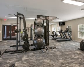 The Summit on 401 | Apartments in Fayetteville, NC