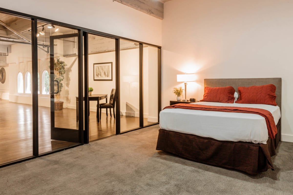 Santa Fe Lofts | Custom Page