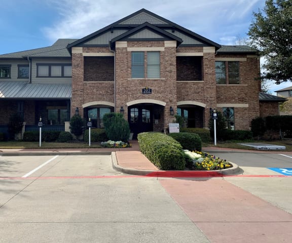The Cesera | Apartments in Garland, TX