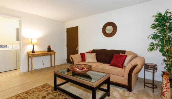 Meadowrun Apartments | Apartments in Fairborn, OH