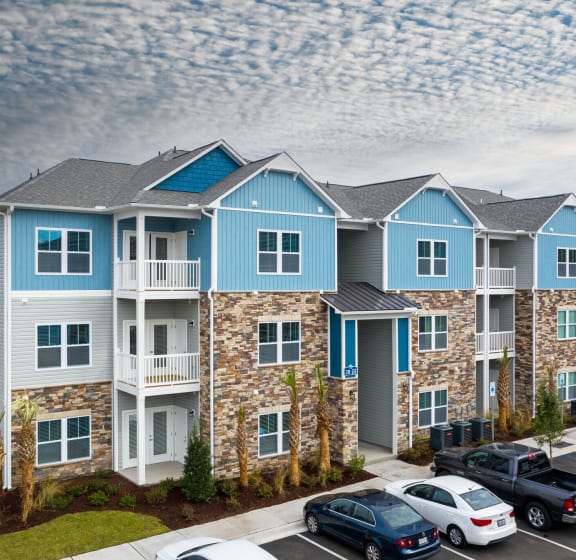 Grandview at Clear Pond | Myrtle Beach Apartments for Rent
