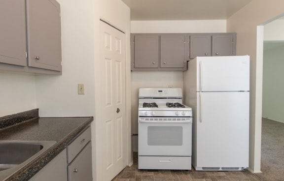 Colonial Ridge | Apartments in Cincinnati, OH