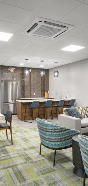 Hamline Terrace | Apartments in Roseville, MN