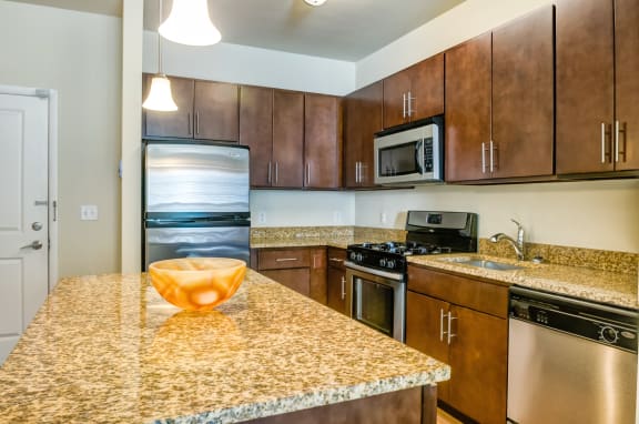 Harbor Pointe – Luxury Apartments in New Jersey | Home