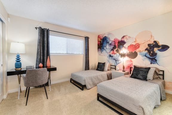Silverstone Apartments | Apartments in Davis, CA