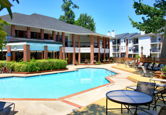 Rolling Brook Village | Best Apartments in Woodbridge VA