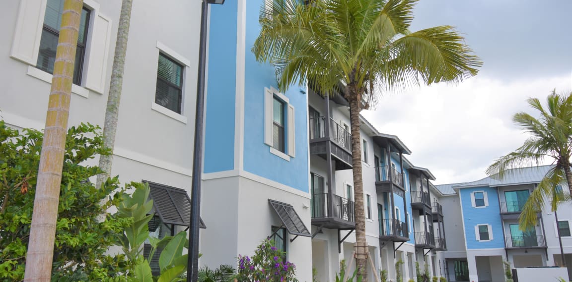 Azul Luxury Residences | Apartments in Stuart, FL