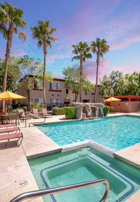 Apartments in Surprise, AZ | Canyon Ridge Apartments