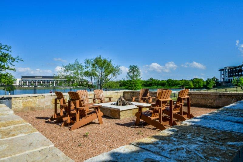 The Hudson | Luxury Lakeside Apartments For Rent In The Colony, TX