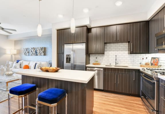 Sola | Apartments in San Diego, CA