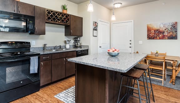 Reata at Alamo Ranch | Apartments in San Antonio, TX