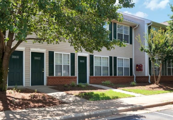 Summit View | Apartments in Browns Summit, NC