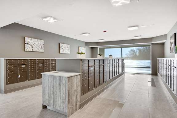 Apartments in Oakbrook Terrace, IL | Arden of Oak Brook