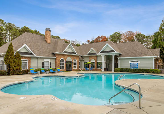 Welcome to Shadow Ridge Apartments in Riverdale, GA