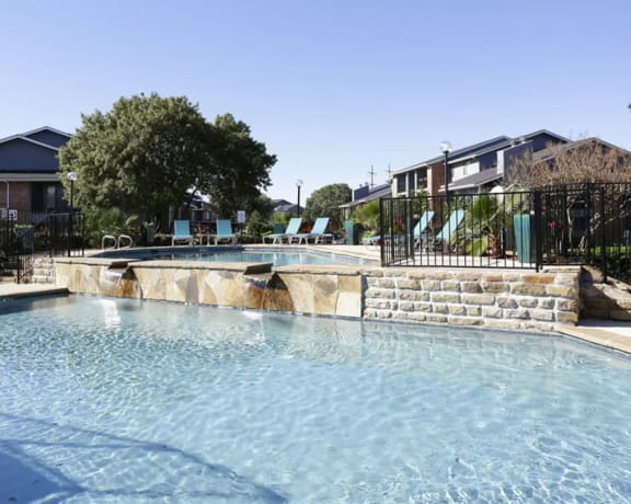 Apartments in Irving, TX | Water Ridge Apartments Homes