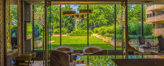 Crystal House* | Apartments in Arlington, VA