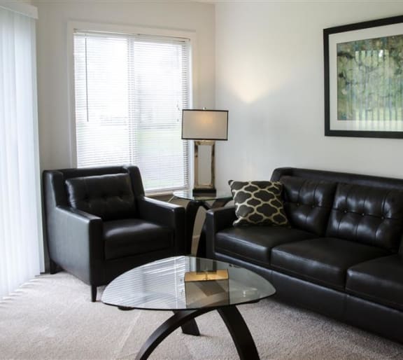 Heather Ridge Apartments | Apartments in Westland, MI