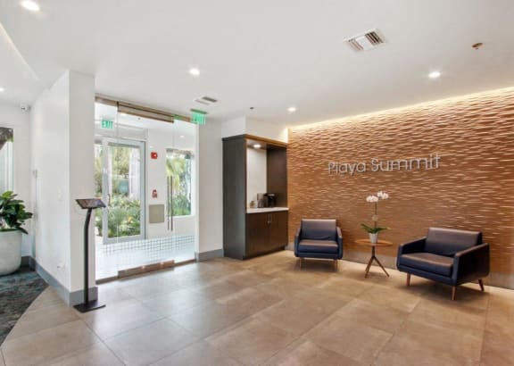 Playa Vista, Los Angeles Apartments | Playa Summit