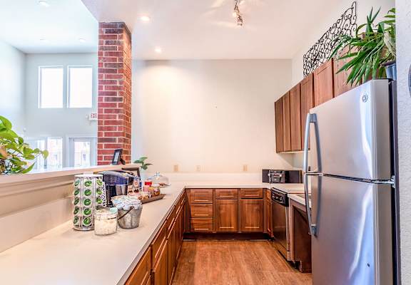 Oakbridge: Apartments in Pearland, TX