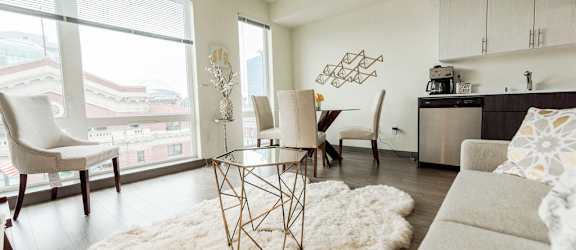 icon apartment zip code