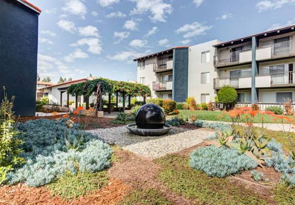 Apartments for Rent in Chatsworth | Waterstone Apartments