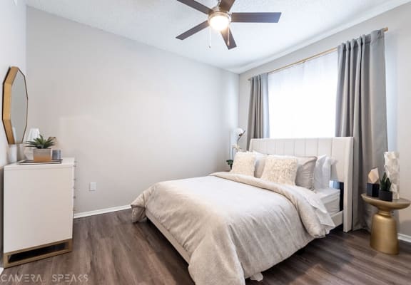 St Petersburg, Florida Apartments | Promenade at Carillon