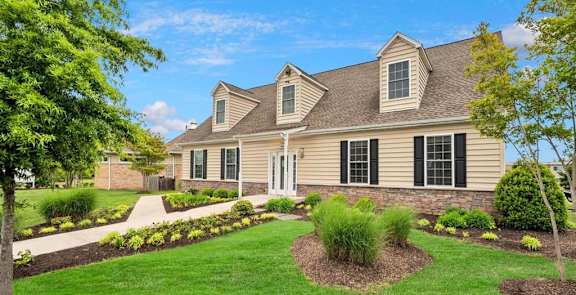 Apartments in Suitland, MD | Andrews Ridge